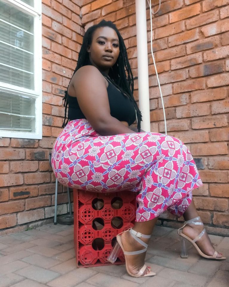 Grace a 30yr old Sugar Mummy based in Ruaka wants a Hookup Grace a 30yr old Sugar Mummy based in Ruaka wants a Hookup